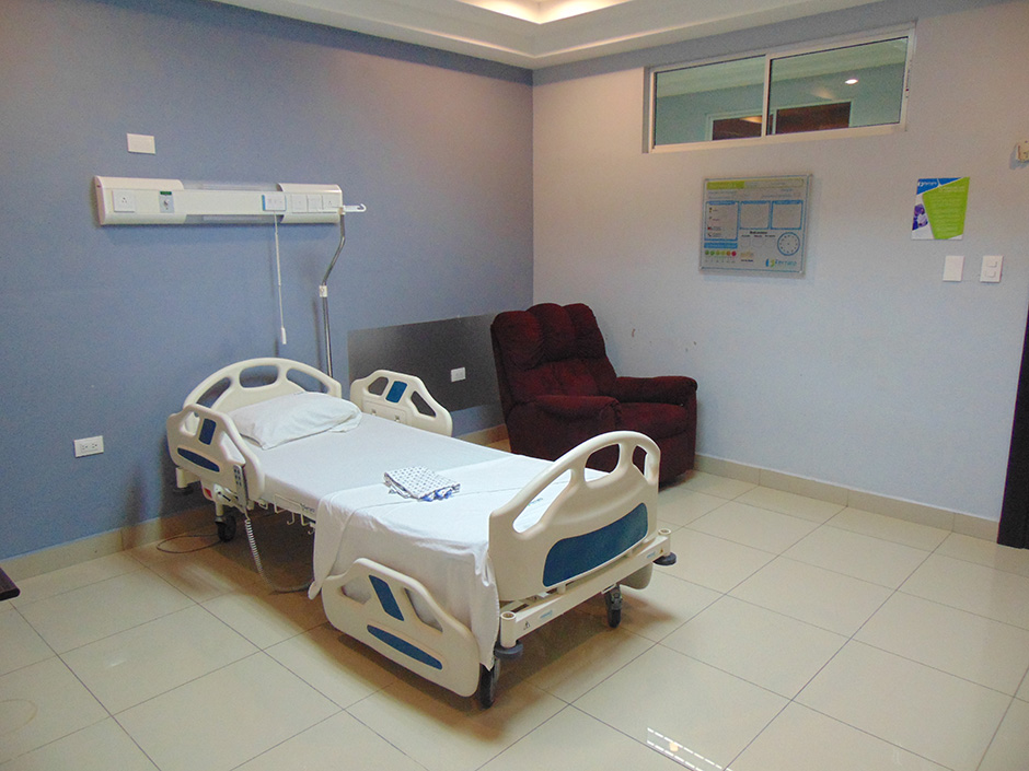 Clínica y Hospital Ferraro - Médicos, laboratorio y farmacia en Honduras